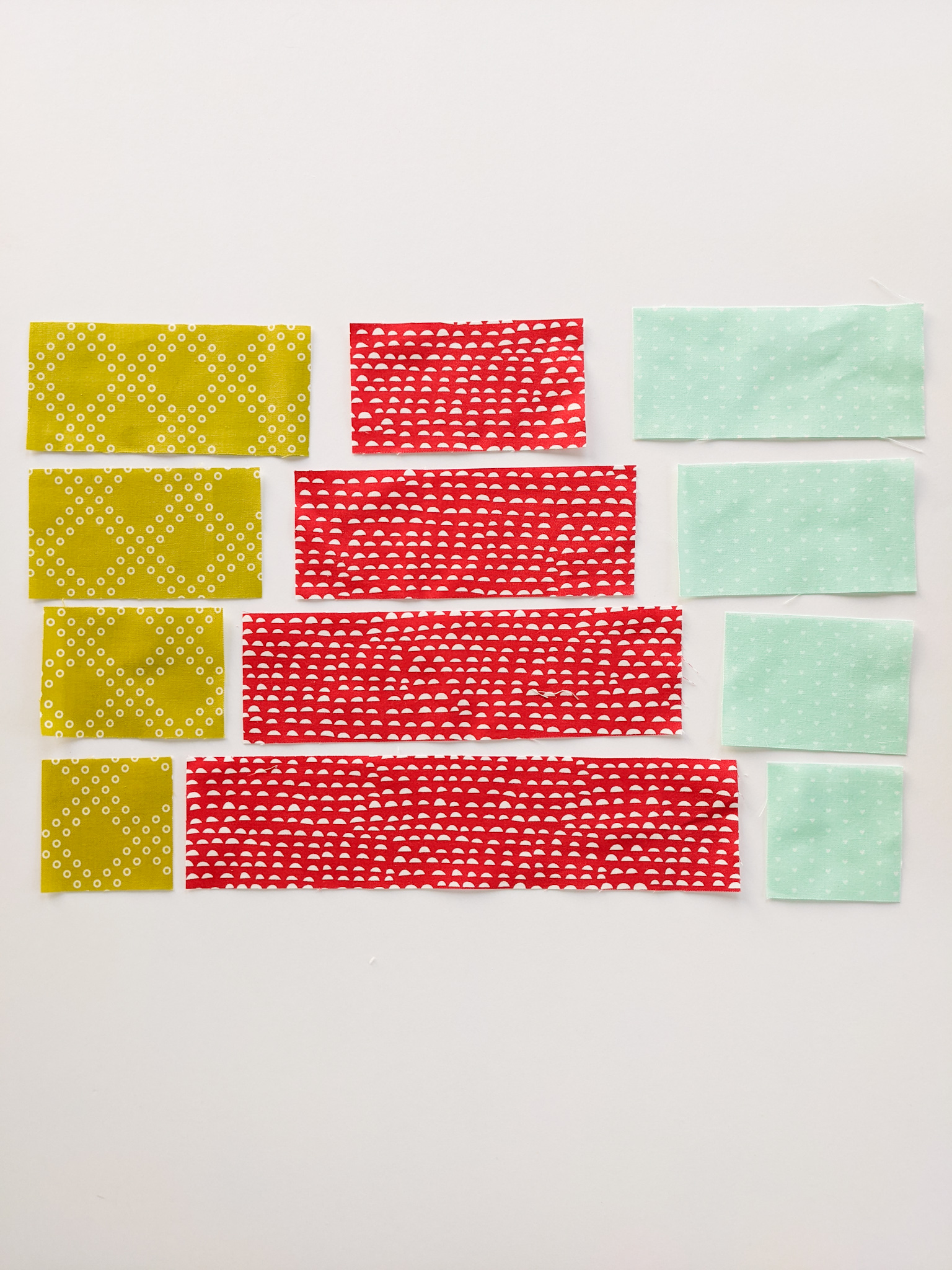 Christmas Tree Table Runner Tutorial - Center Street Quilts