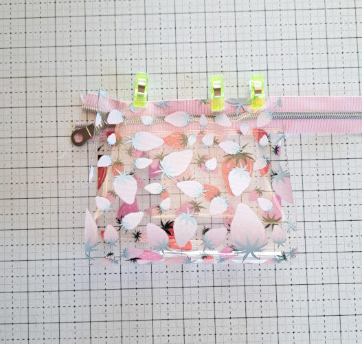 Free Small Vinyl Zipper Pouch Tutorial - Center Street Quilts