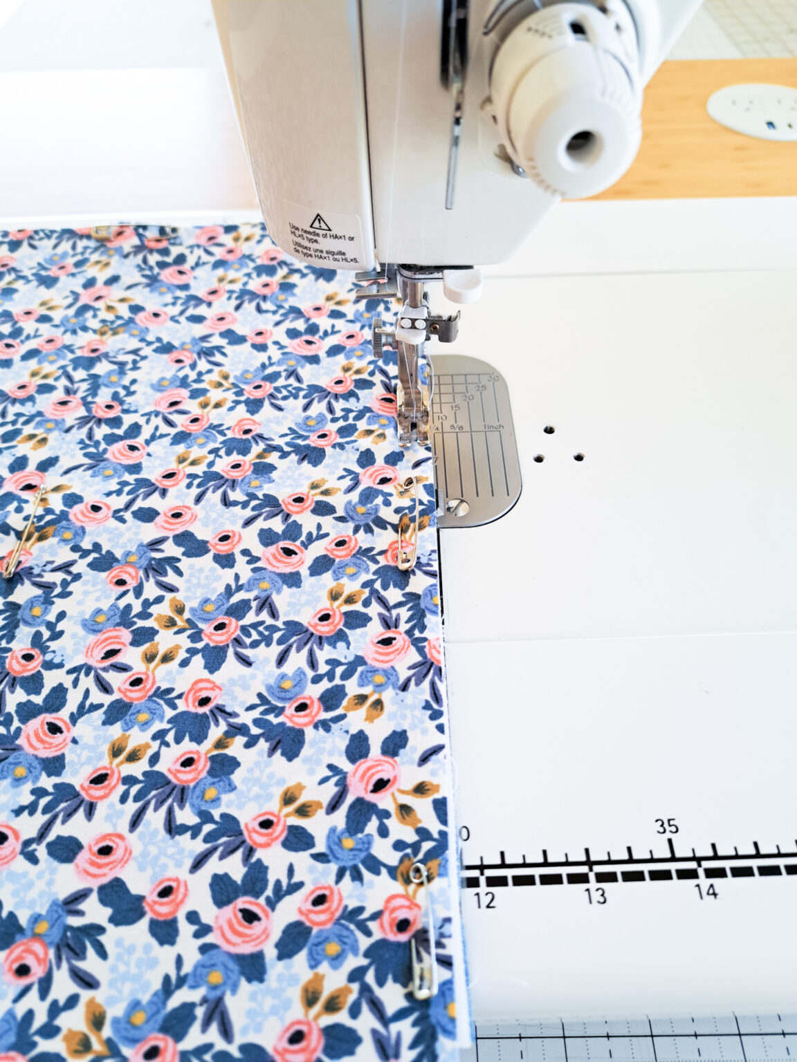 Foxboro Pouch Sew Along Day 1 - Center Street Quilts