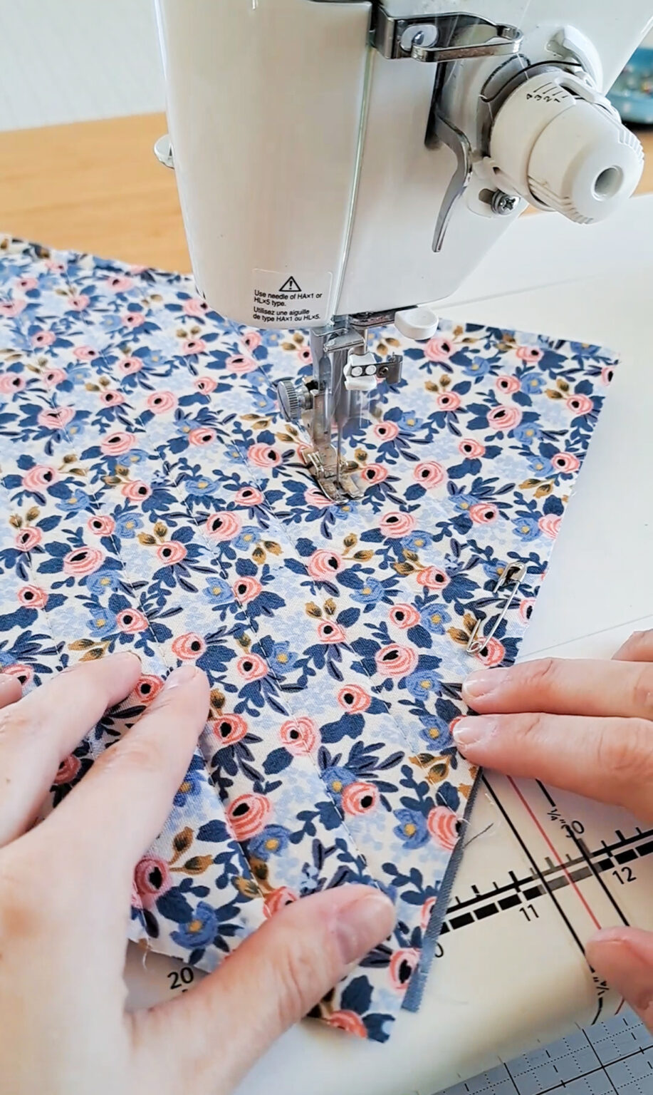 Foxboro Pouch Sew Along Day 1 - Center Street Quilts